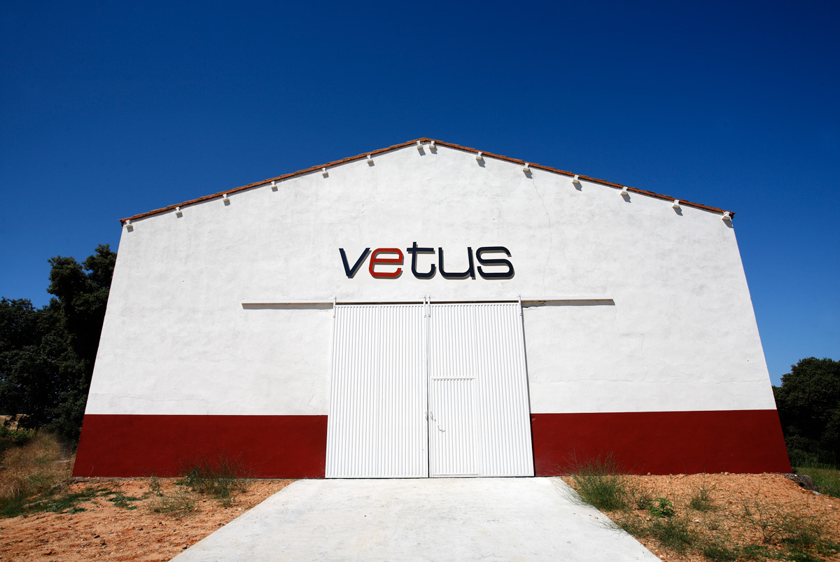 Everest Wines & Spirits